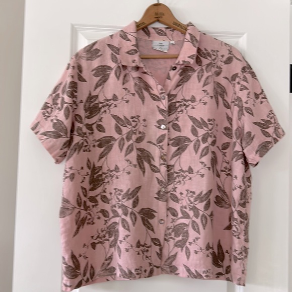 Hot Cotton | Tops | Hot Cotton Pink Linen Floral Print Short Sleeve ...